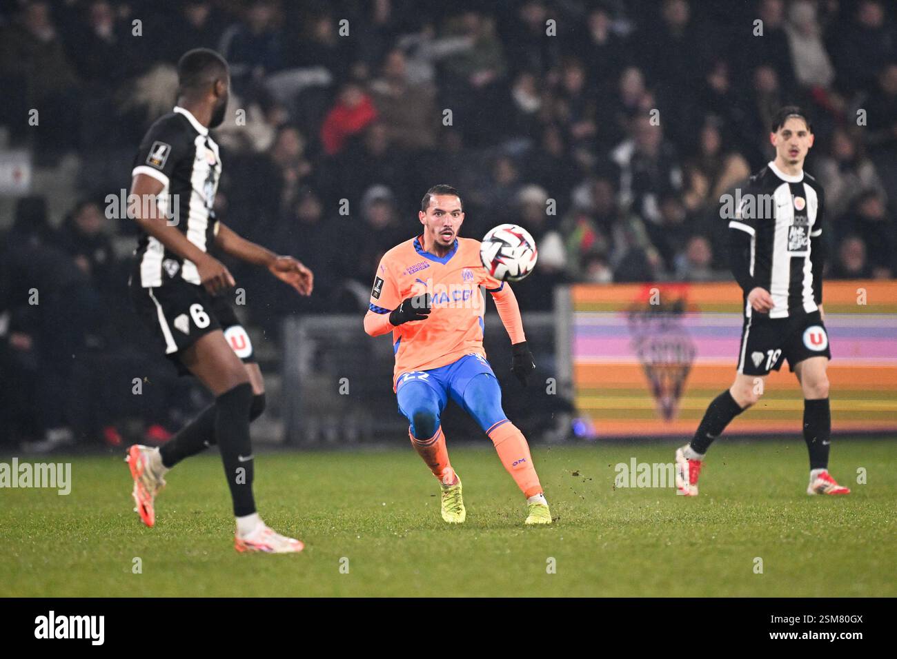 22 Ismael BENNACER (om) during the Ligue 1 McDonald's match between ...