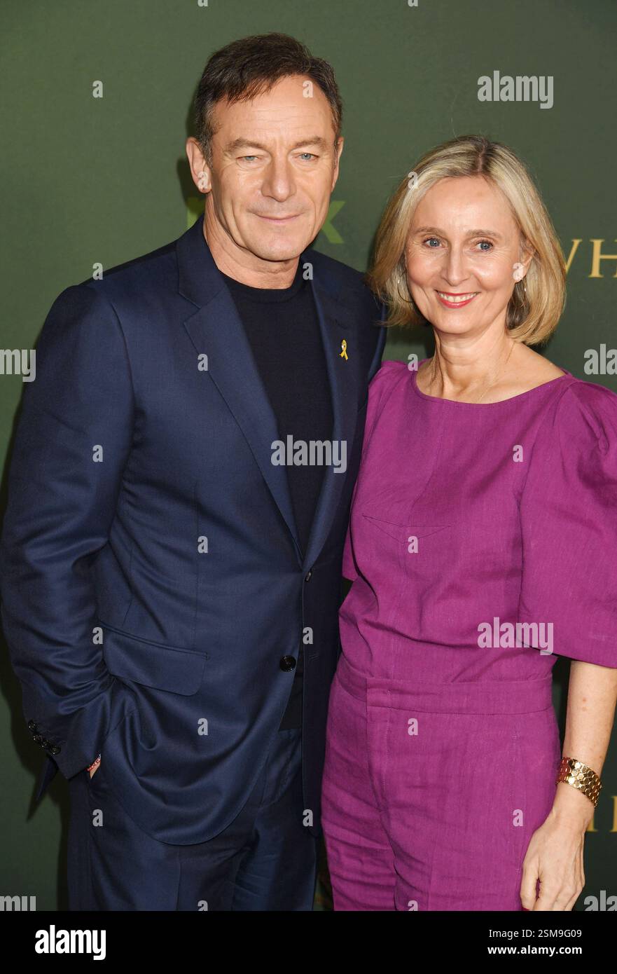 LOS ANGELES, CALIFORNIA - FEBRUARY 10: (L-R) Jason Isaacs and Emma ...