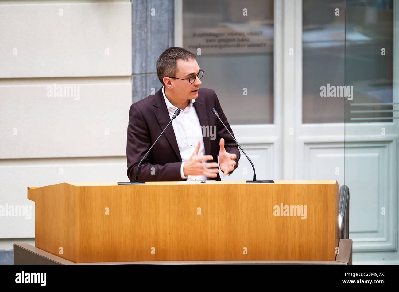 Stijn De Roo Open VLD at the Flemish parliament plenary meeting in ...