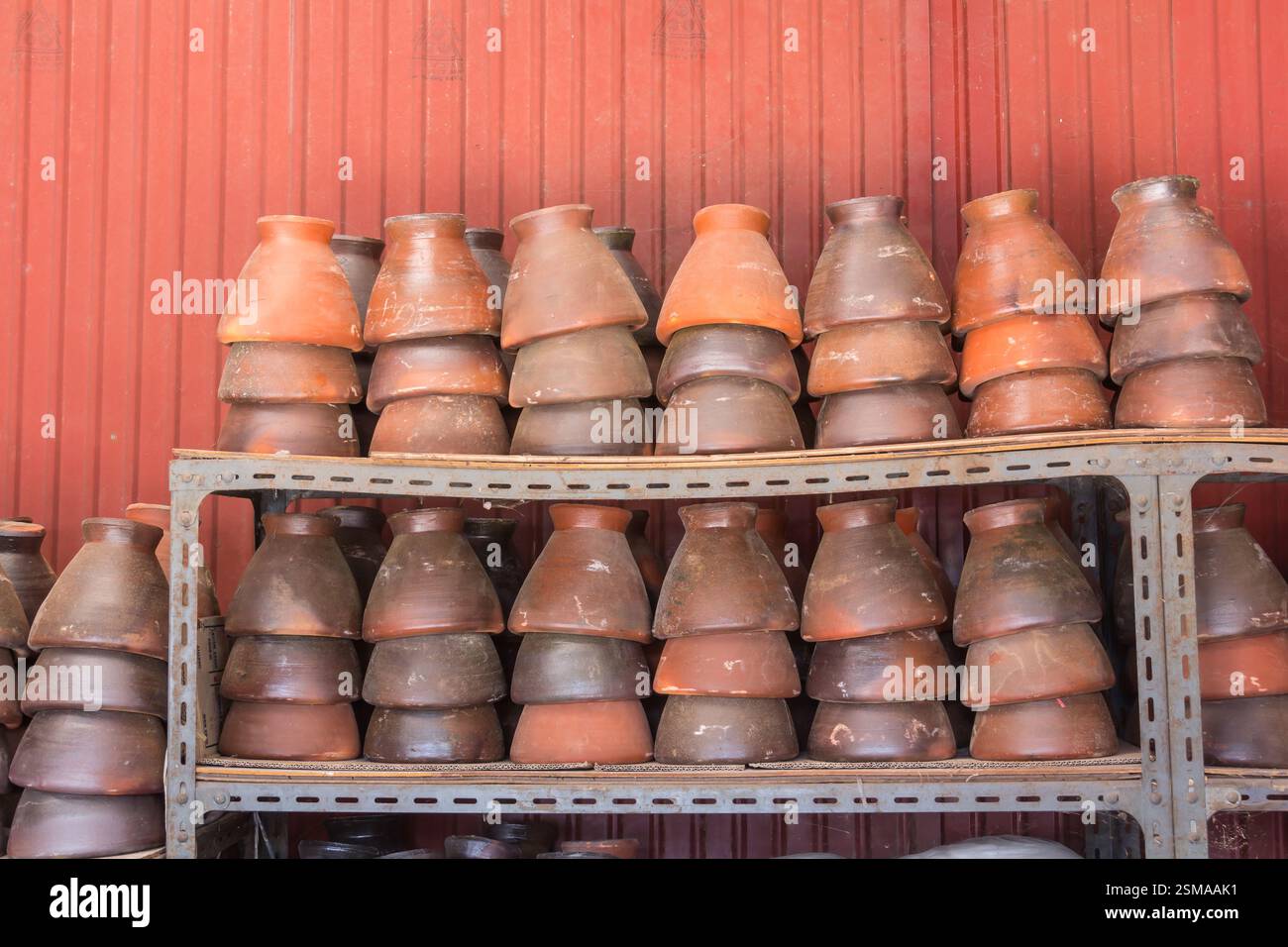 Clay mortar placed on the market Stock Photo - Alamy