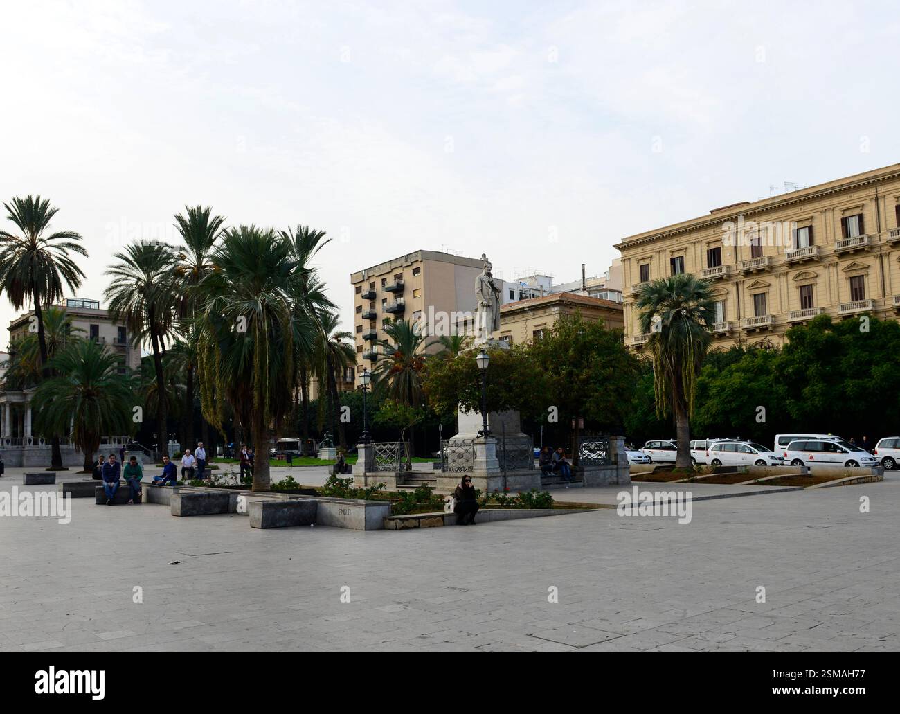 Monumento a ruggiero settimo hi-res stock photography and images - Alamy