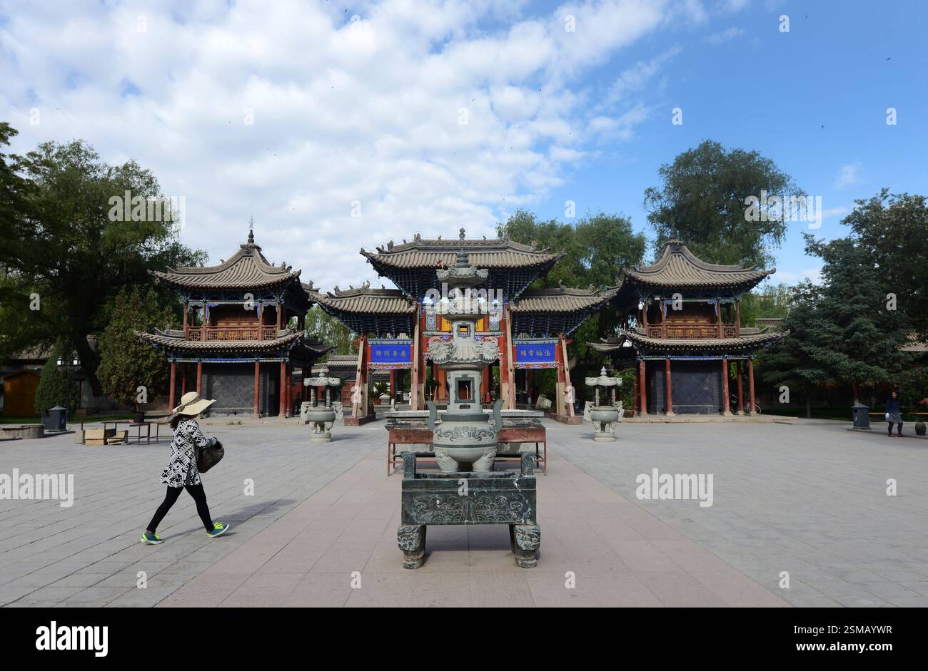 Traditional Chinese gates at the Dafo Buddhist temple in Zhangye, Gansu ...