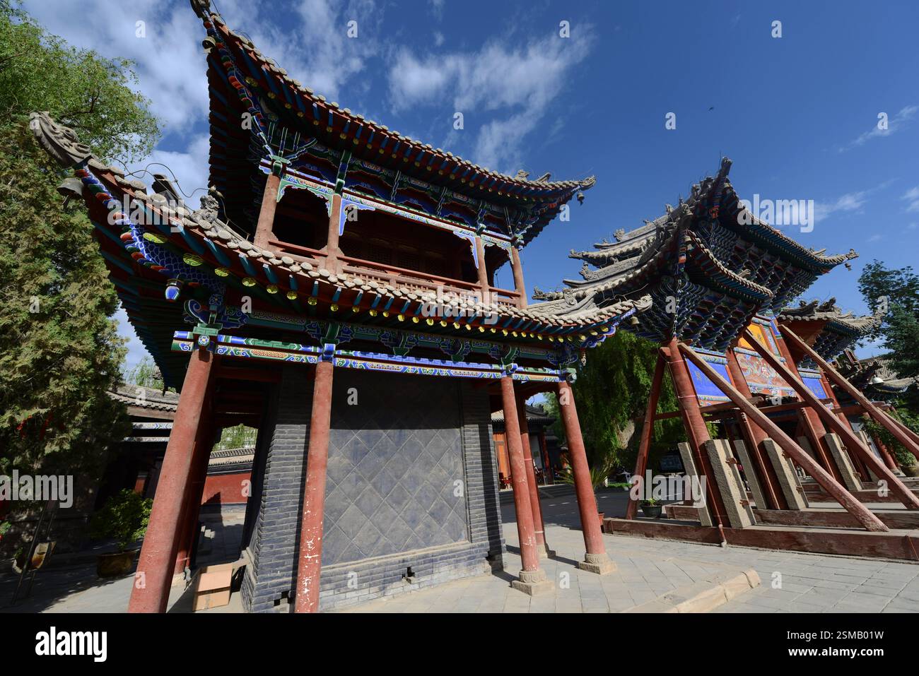 Traditional Chinese gates at the Dafo Buddhist temple in Zhangye, Gansu ...