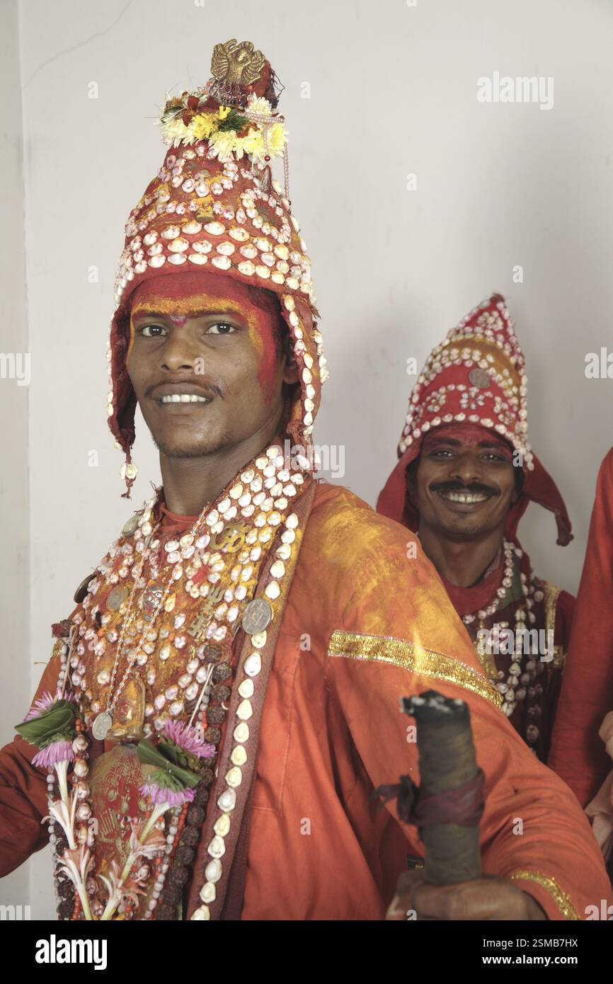 Gondhali from Sholapur District, Maharashtra, India MR#687W, 687V Stock ...