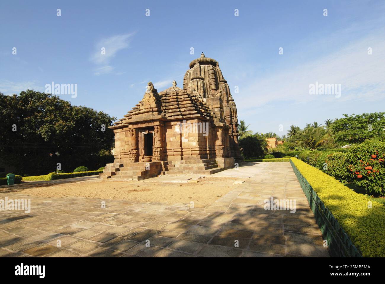 Raja Rani temple of red-gold sandstone, Bhubaneswar, Orissa, India ...