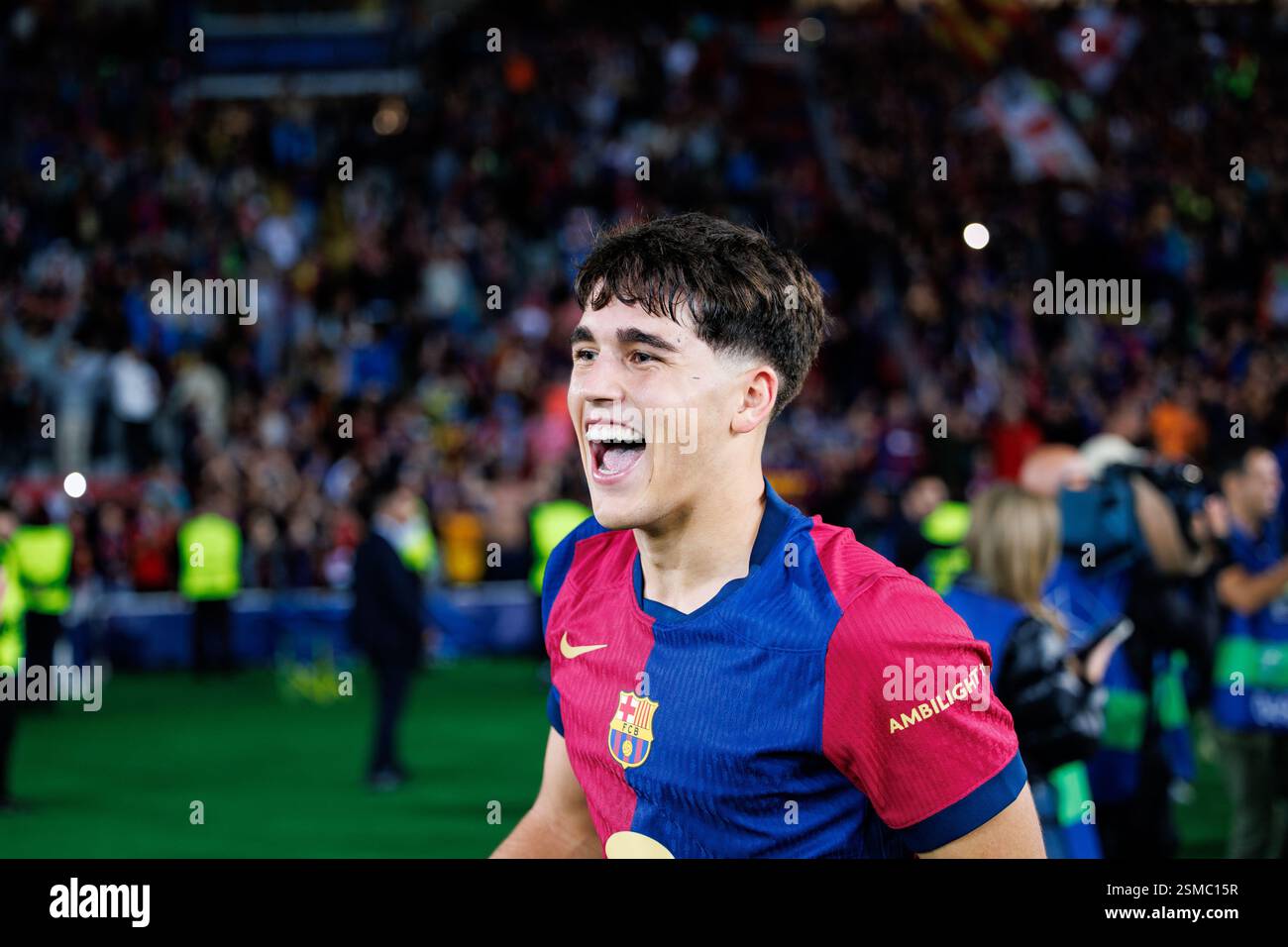 Barcelona, Spain. 23rd Oct, 2024. Pau Cubarsi celebrates with the fans ...