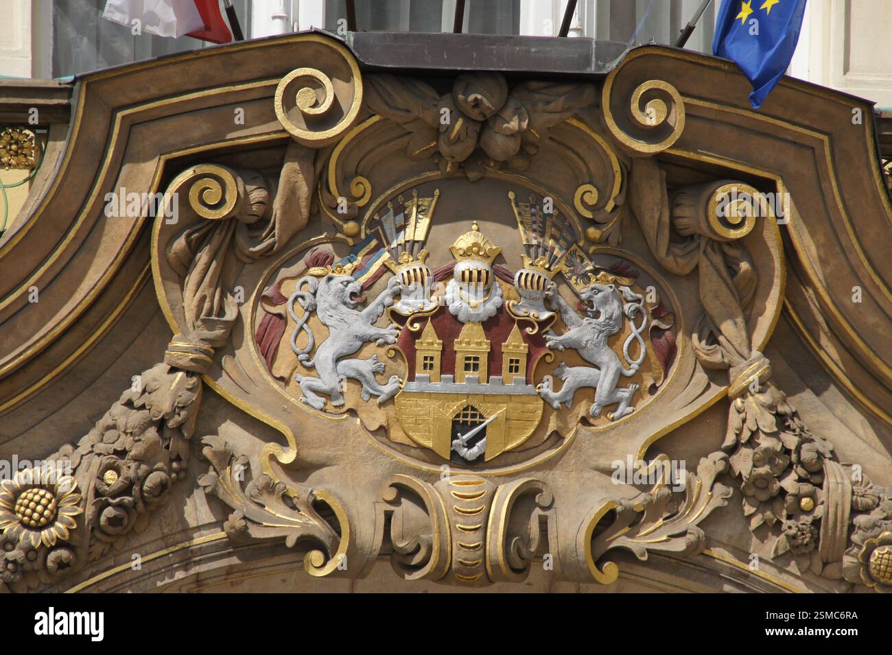 Red lion hi hi-res stock photography and images - Alamy