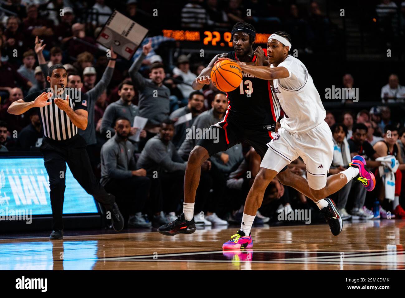 College Station, Texas, USA. 11th Feb, 2025. Texas A&M guard ZHURIC ...