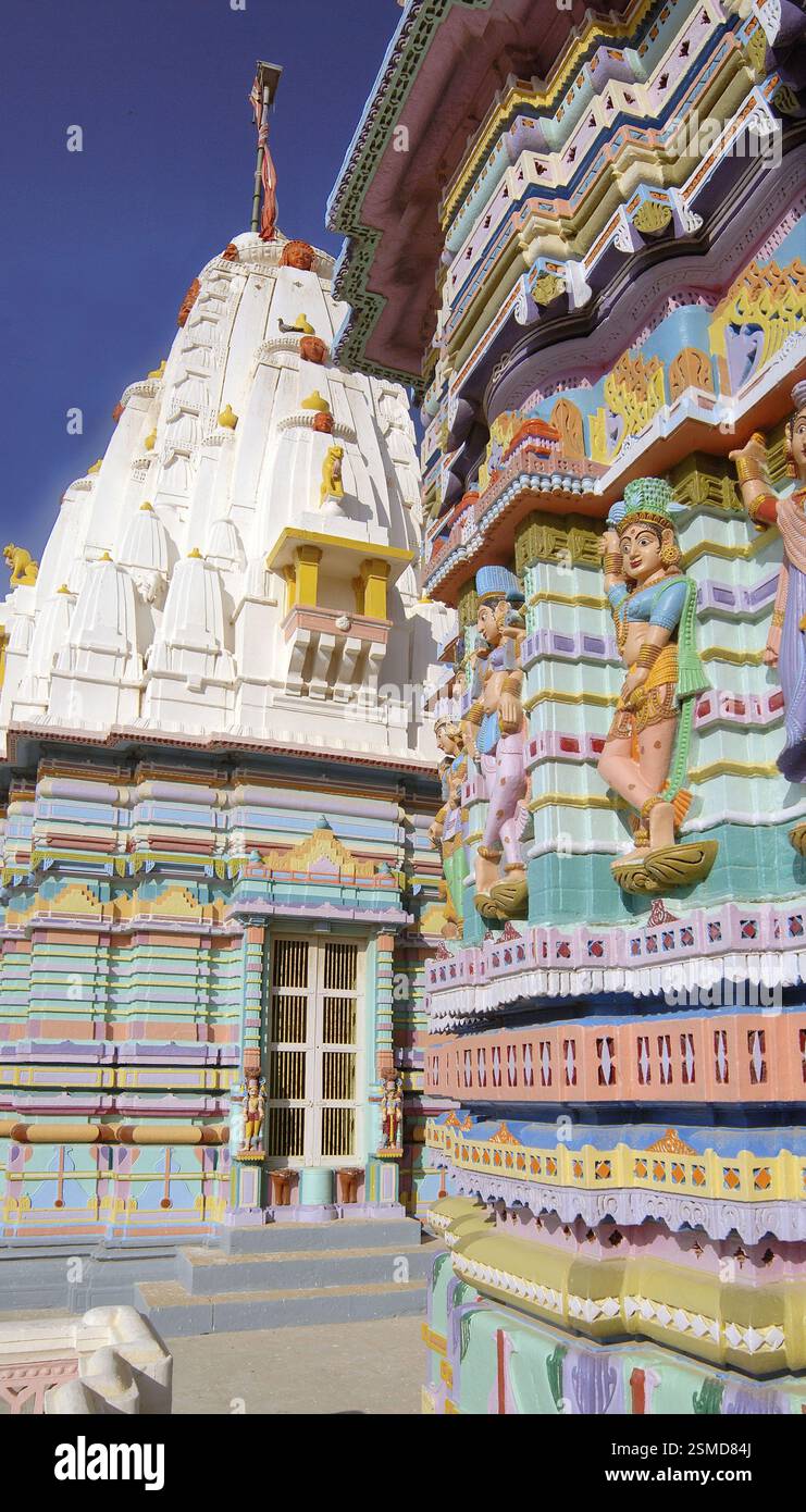 Architecture of Jain temple of Jakhau, Jakhau, Kutch, Gujarat, India ...