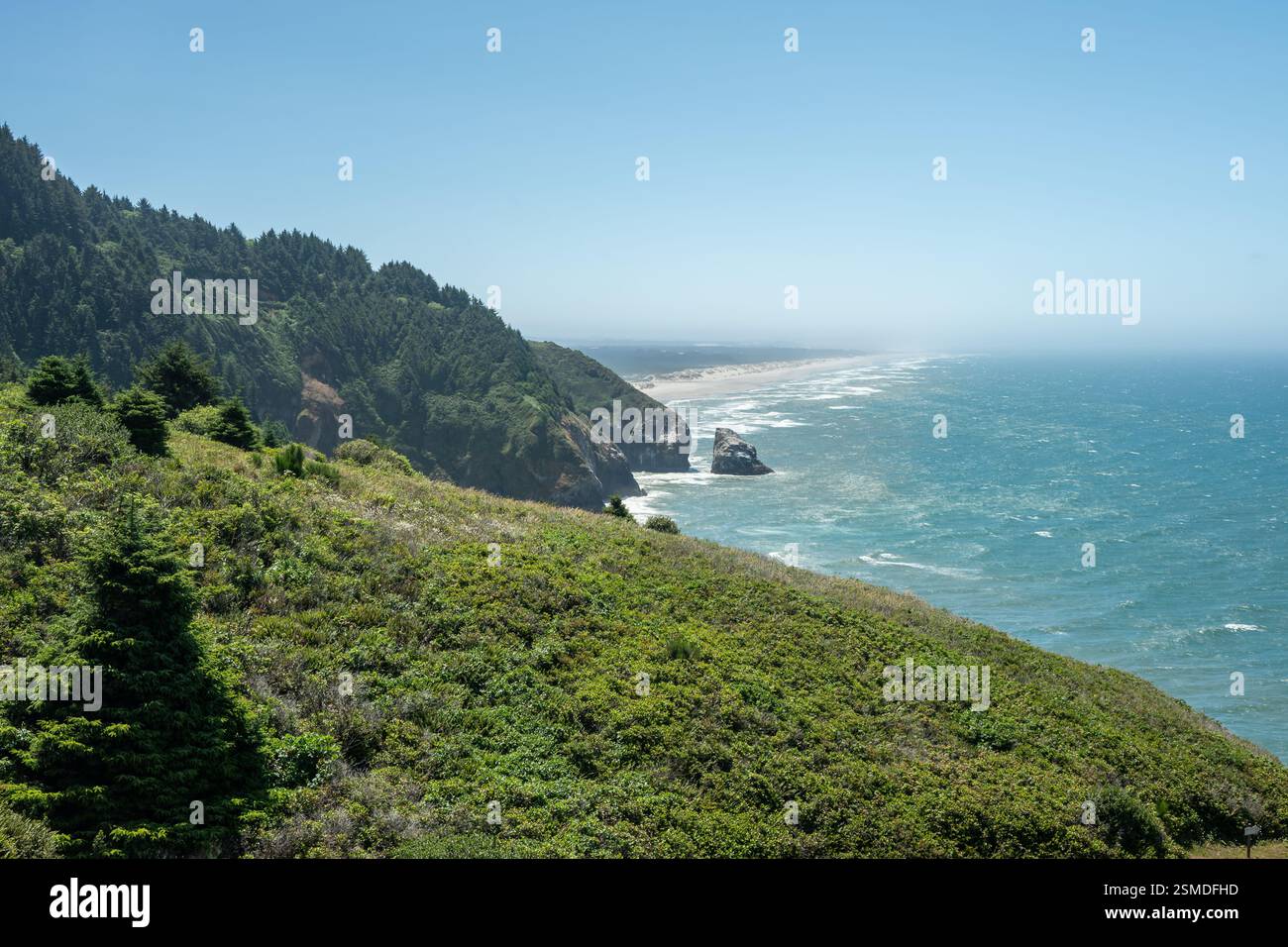 Oregon coastline along Highway 101 Stock Photo - Alamy