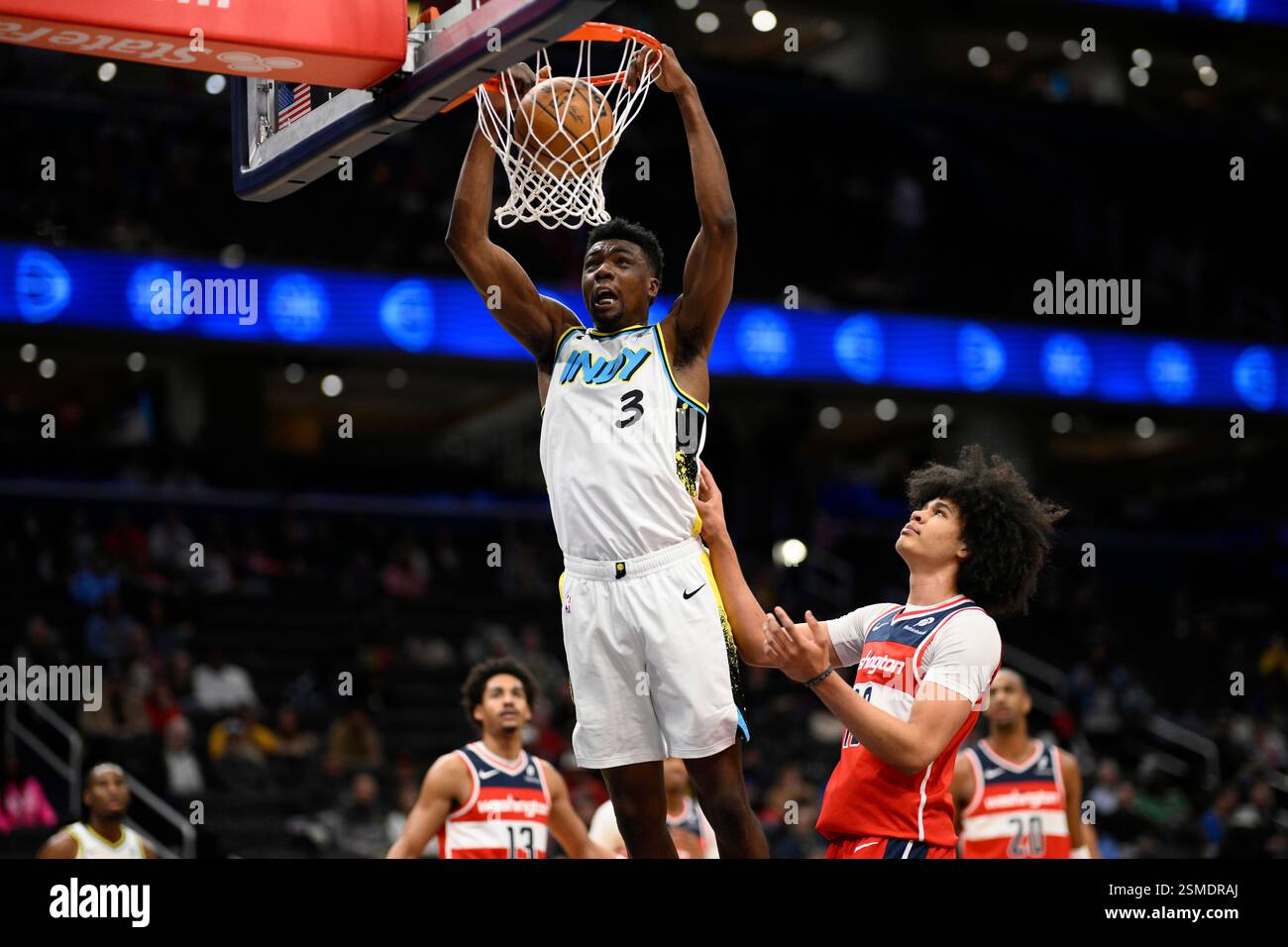 Indiana Pacers center Thomas Bryant (3) dunks past Washington Wizards ...