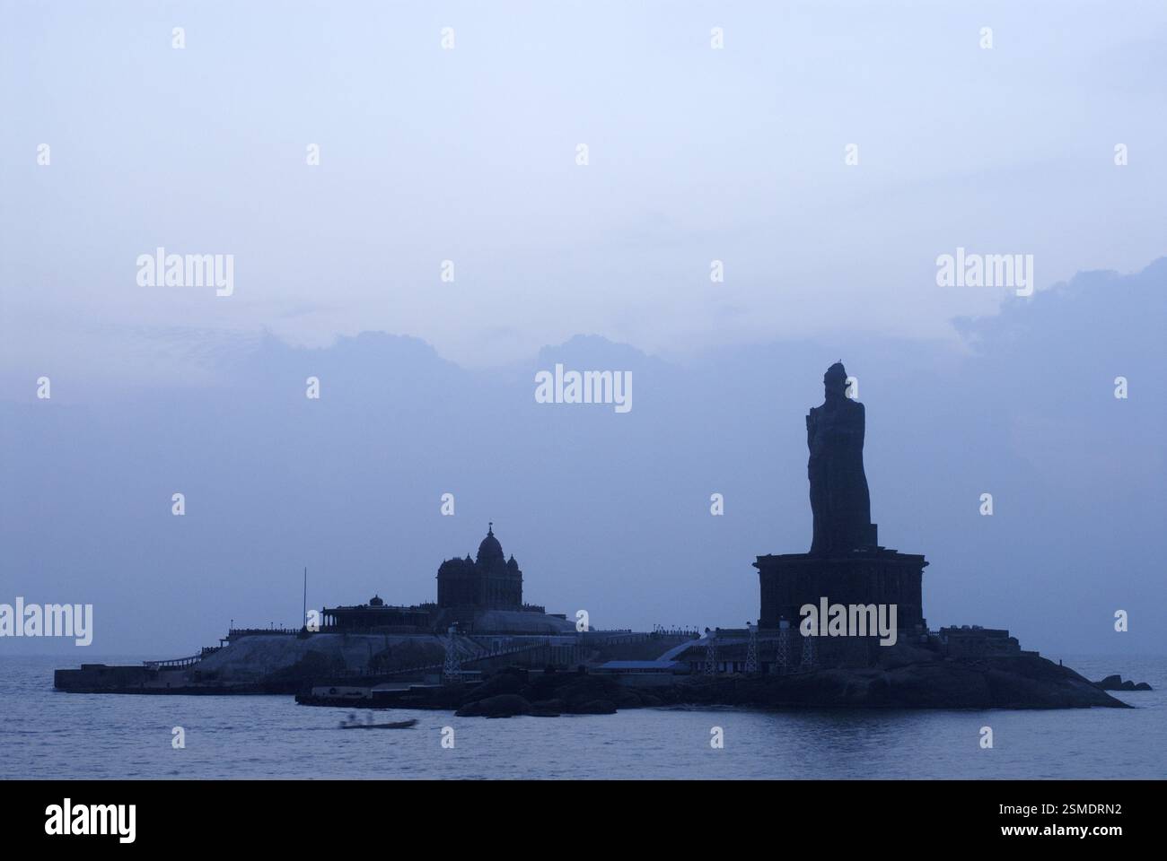 Swami Vivekananda Rock Memorial and Thiruvalluvar statue immortal poet ...