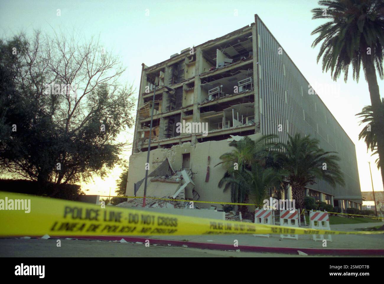 Los Angeles, CA, USA, 1994. The Kaiser Permanente building in Granada ...