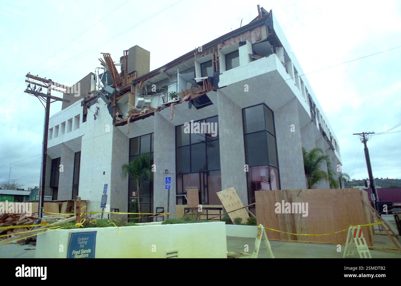 Los Angeles, CA, USA, 1994. Commercial building destroyed during the ...