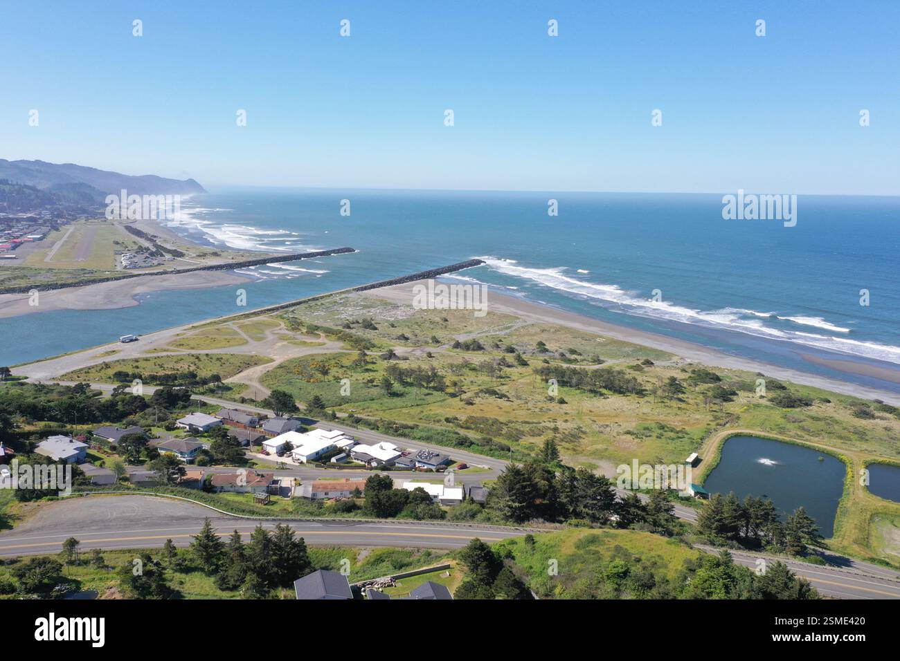 Rogue River going into the ocean in Gold Beach, Oregon Stock Photo - Alamy