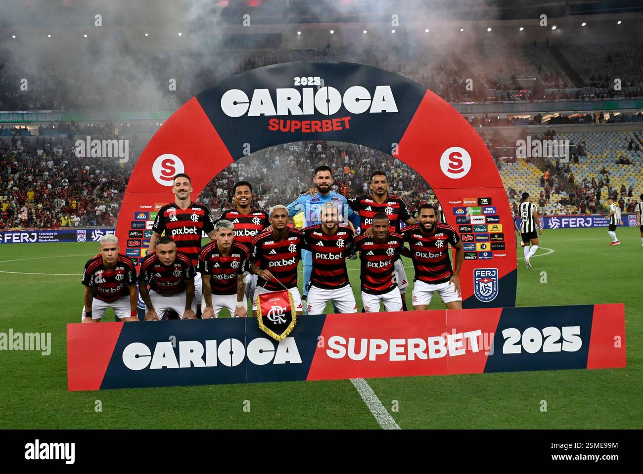 Rio de Janeiro, Brazil. 12th Feb, 2025. Flamengo players pose for team ...