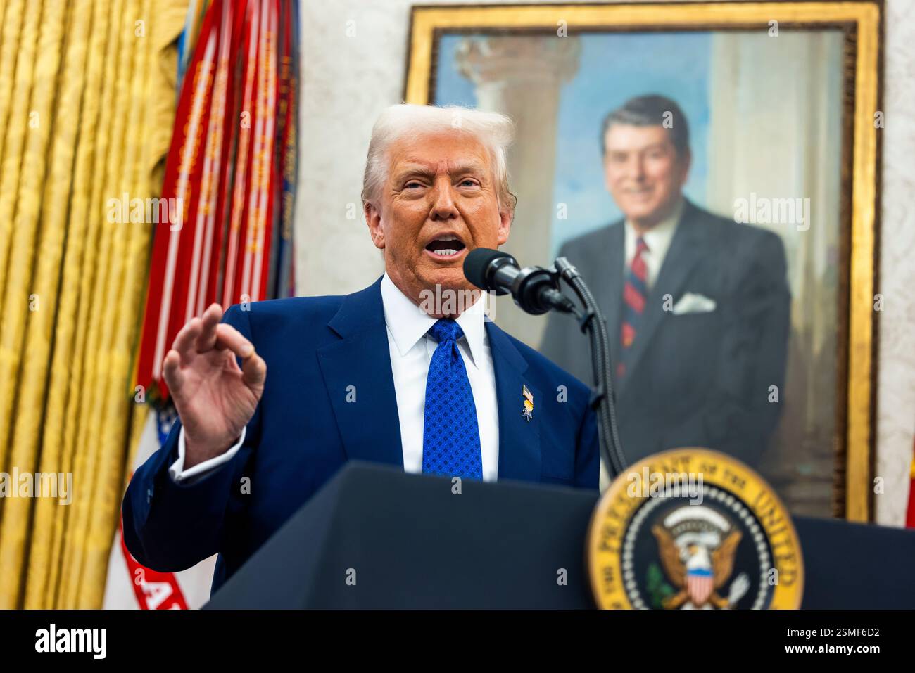 The Official White House portrait of former United States President ...