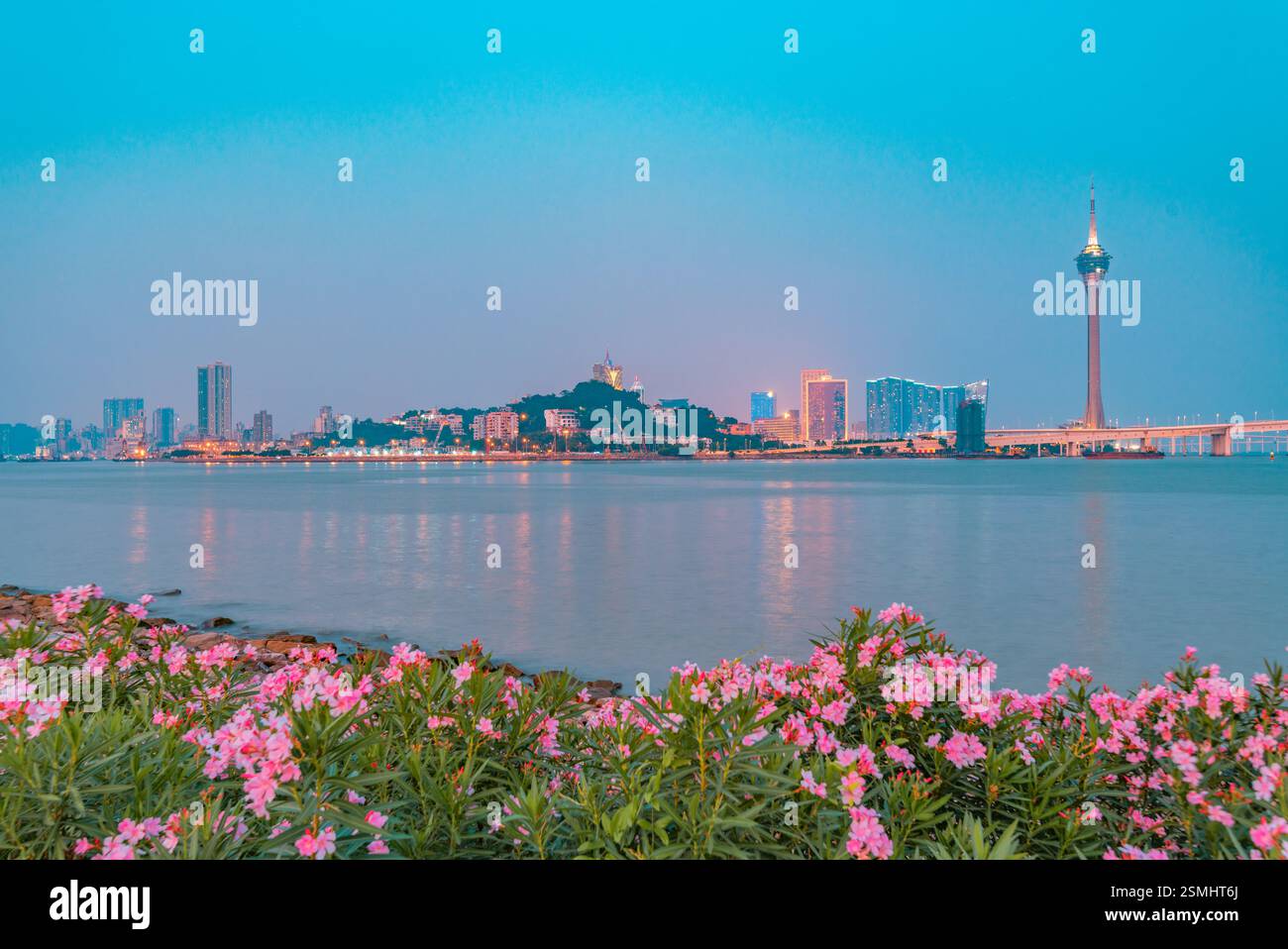 Night view of Macau across Zhuhai Stock Photo - Alamy