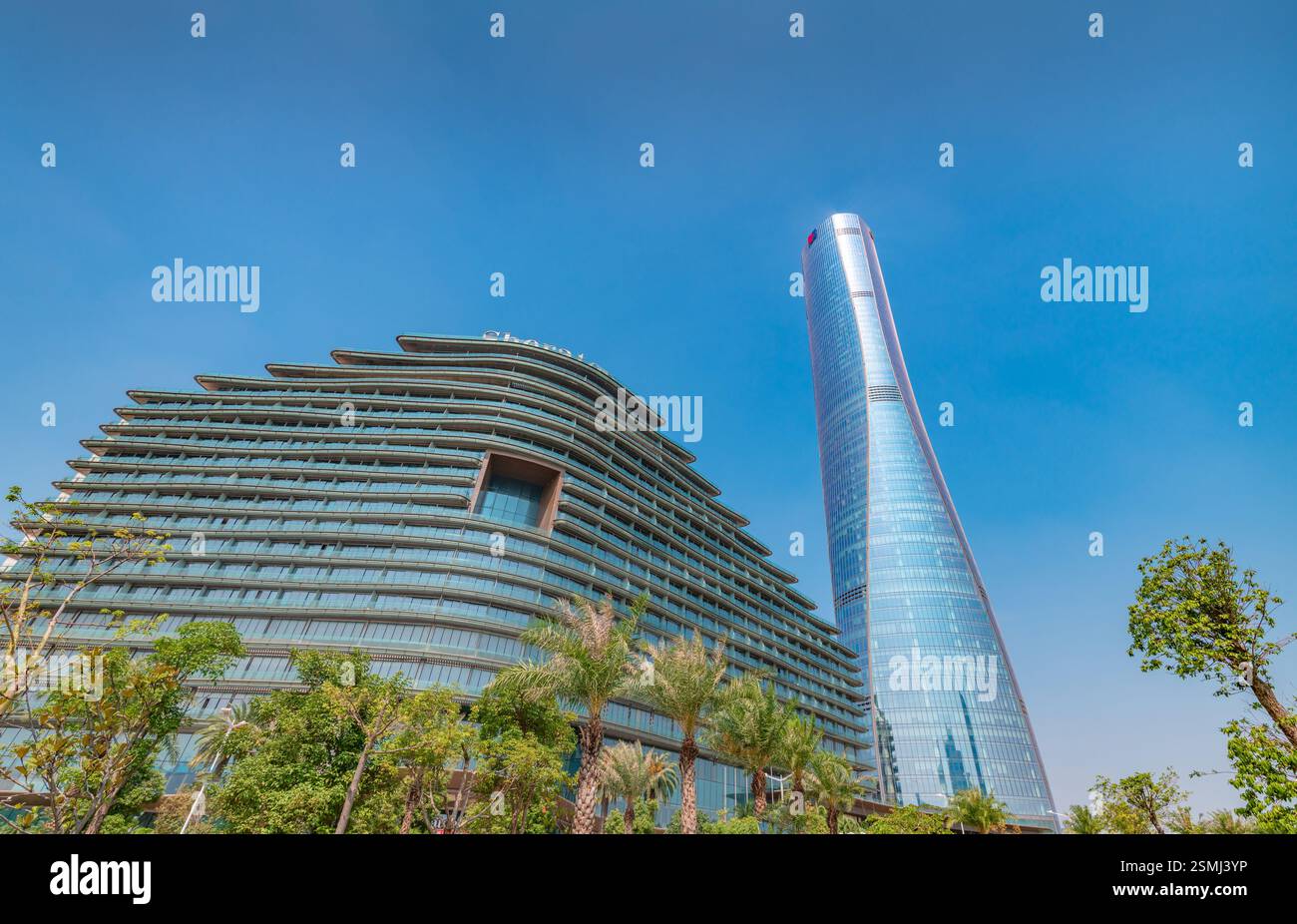 Zhuhais tallest building hi-res stock photography and images - Alamy