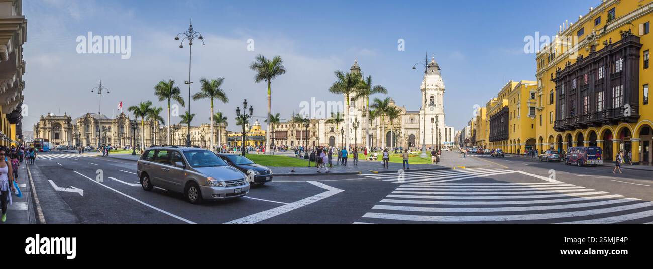 Lima square hi-res stock photography and images - Alamy