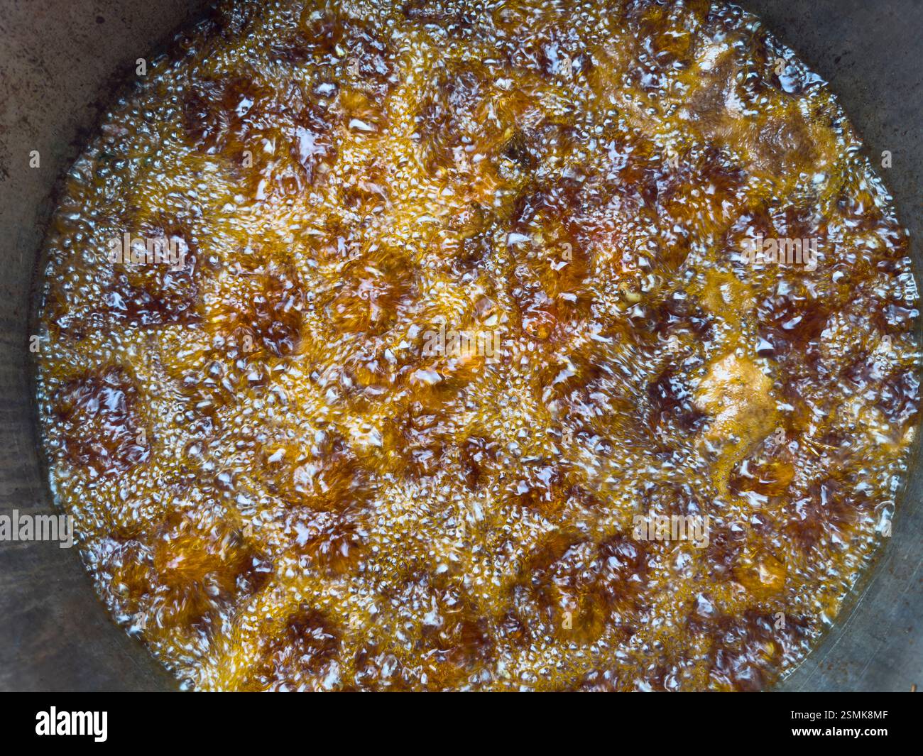 Deep fry technique hi-res stock photography and images - Alamy
