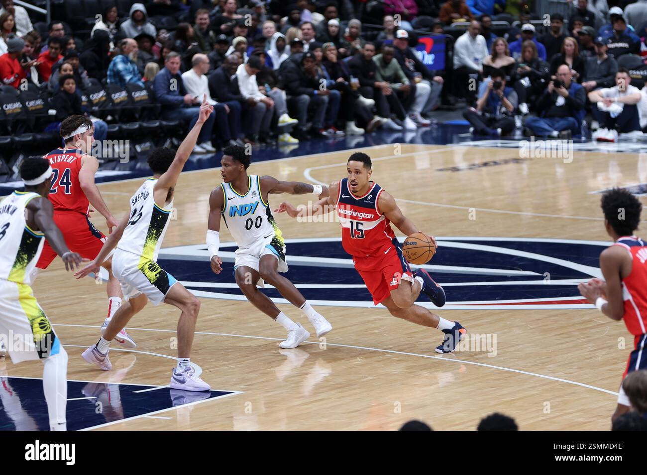 Malcolm brogdon indiana pacers hi-res stock photography and images - Alamy