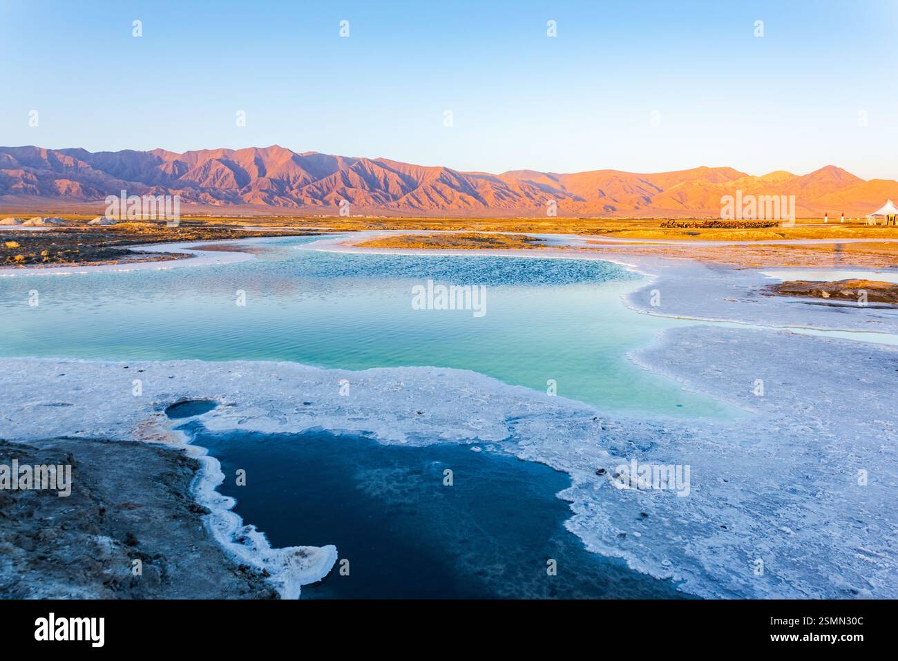 Lenghu town hi-res stock photography and images - Alamy