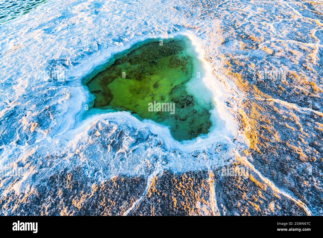 Emerald Lake, Lenghu Town, Haixi, Qinghai Stock Photo - Alamy