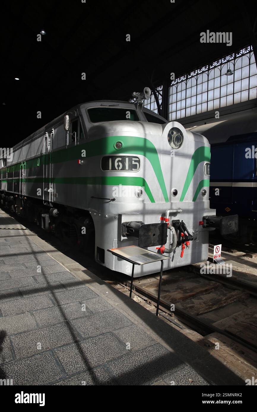 Diesel-electric locomotive 1615. (American Locomotive Company, USA ...