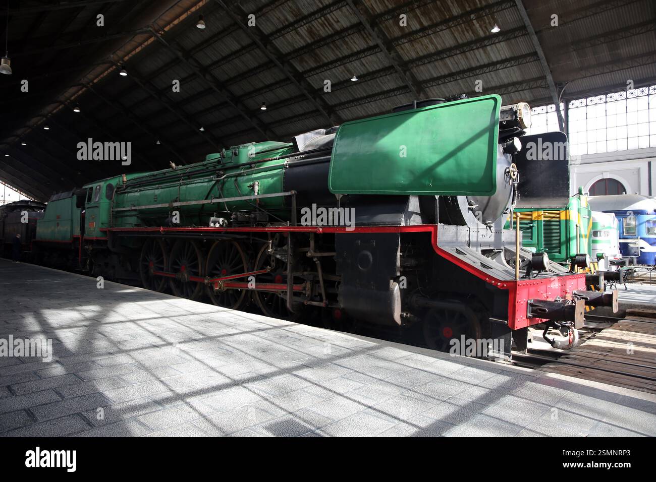 Steam locomotive 242-F-2009. "Confederación". 1956. (La Maquinista Terrestre y Marítima, Spain ...