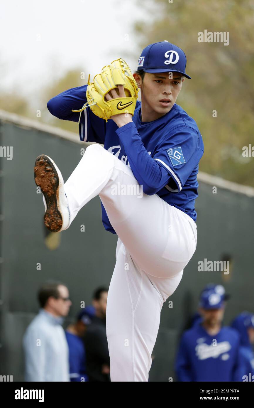 Los Angeles Dodgers rookie pitcher Roki Sasaki throws a bullpen session ...