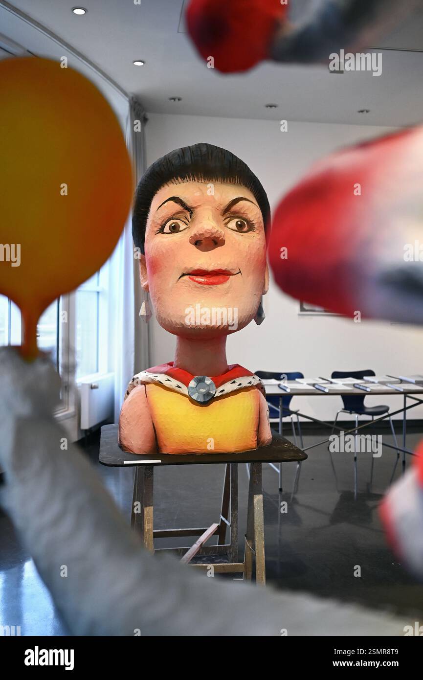 Retrospective of the Duesseldorf artist Jacques Tilly at the ...