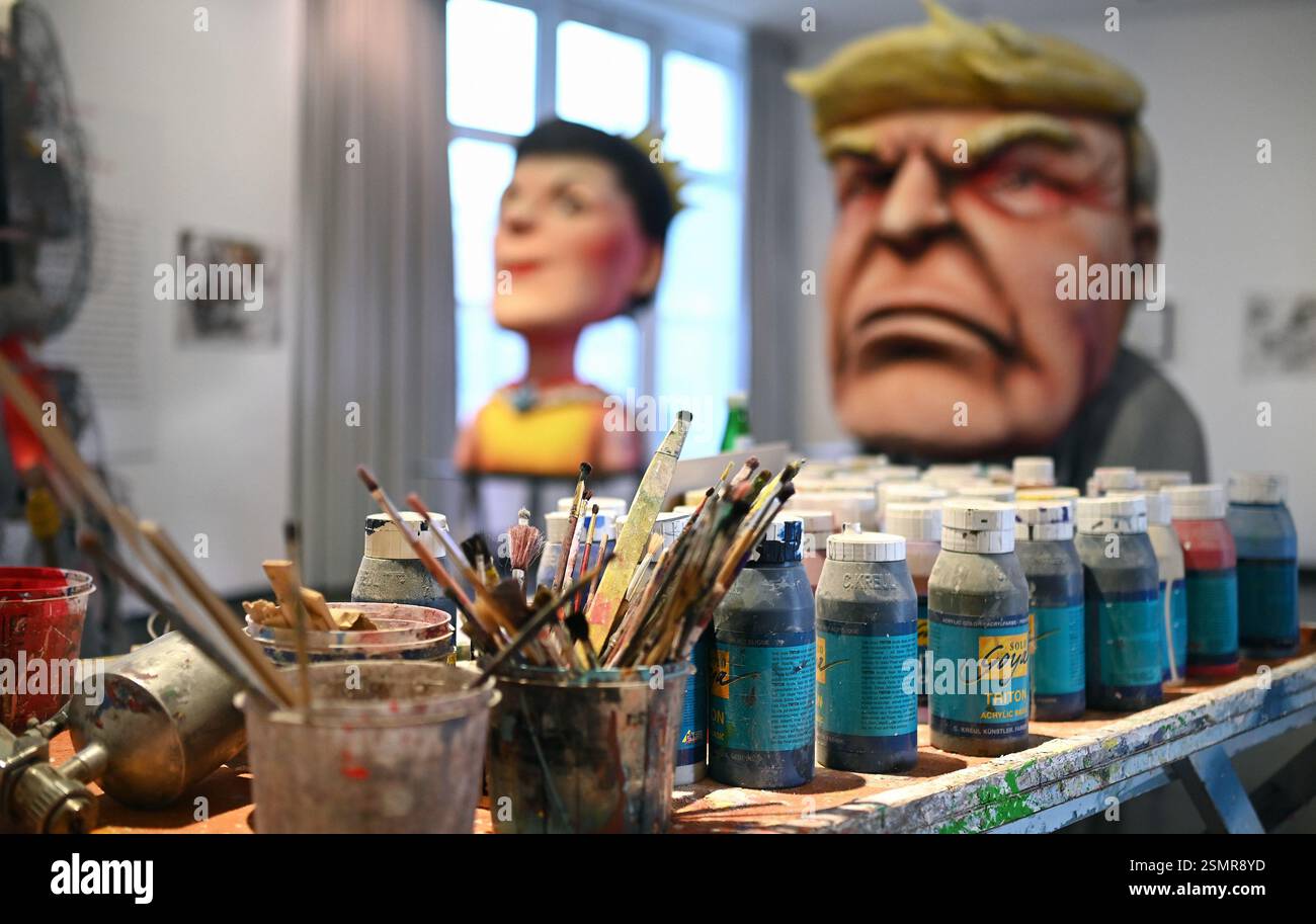 Retrospective of the Duesseldorf artist Jacques Tilly at the ...