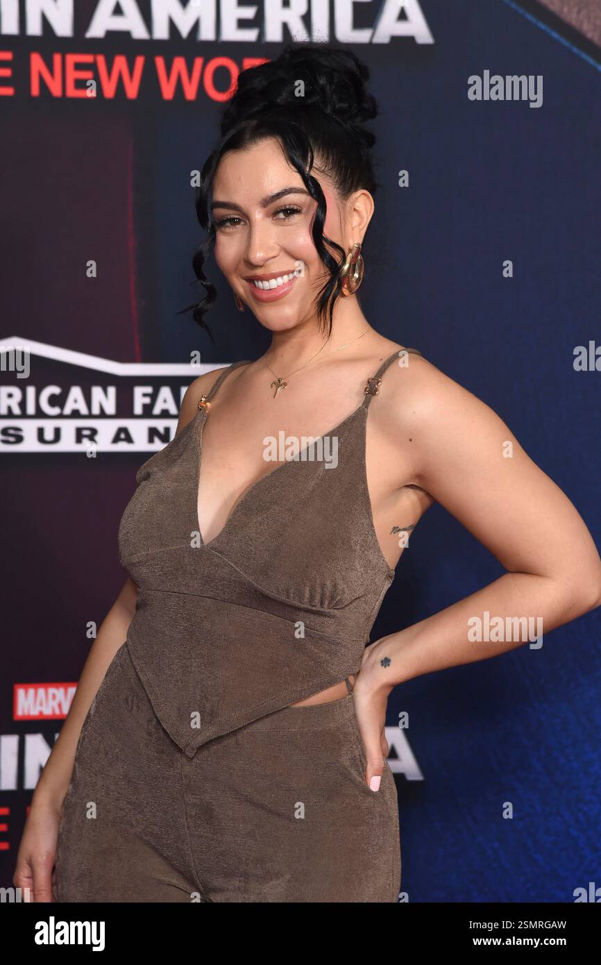Jessica Vanessa Deleon bei der Weltpremiere des Kinofilms 'Captain ...