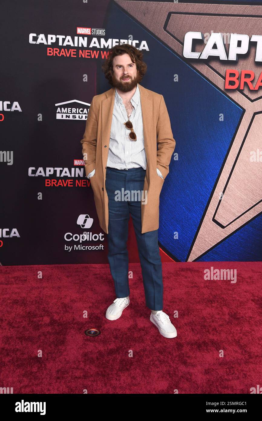Peter Glanz bei der Weltpremiere des Kinofilms 'Captain America: Brave ...