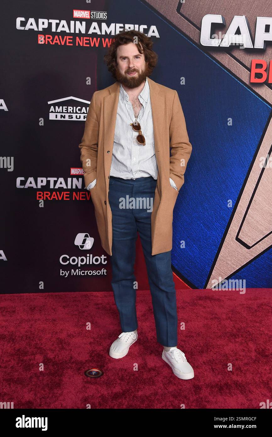 Peter Glanz bei der Weltpremiere des Kinofilms 'Captain America: Brave ...