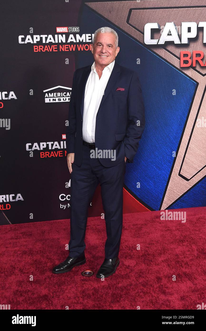 Charles Newirth bei der Weltpremiere des Kinofilms 'Captain America ...