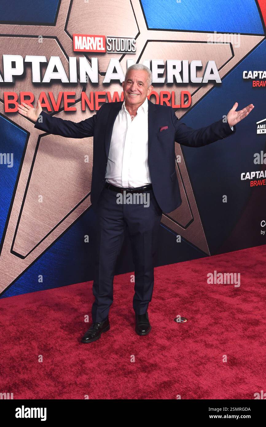 Charles Newirth bei der Weltpremiere des Kinofilms 'Captain America ...