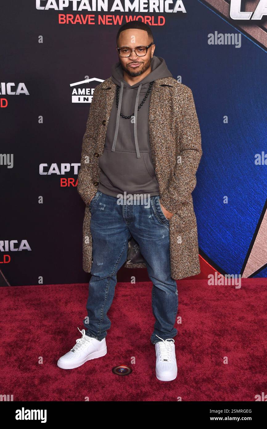 Eugene Byrd bei der Weltpremiere des Kinofilms 'Captain America: Brave ...