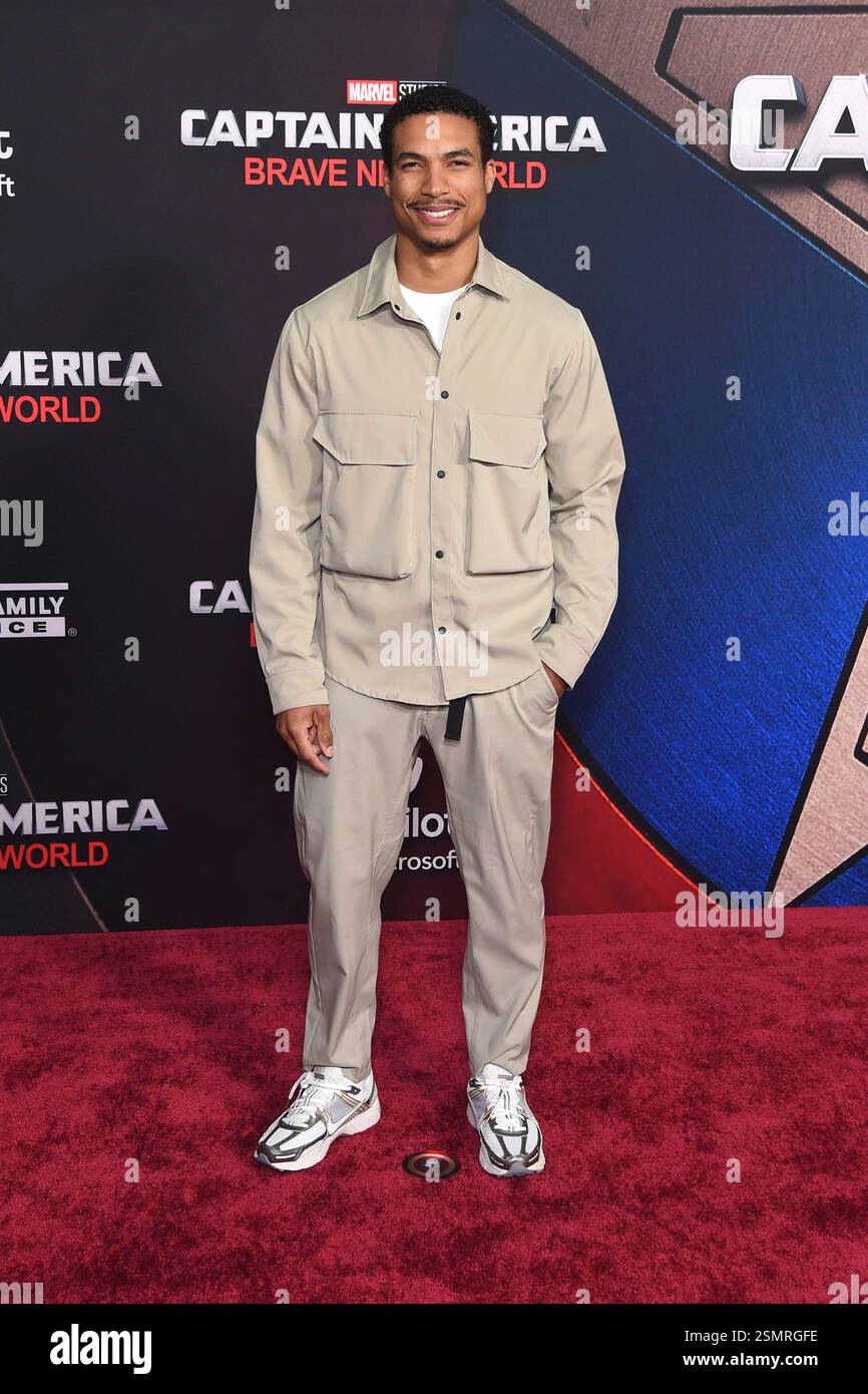 Greg Tarzan Davis bei der Weltpremiere des Kinofilms 'Captain America ...