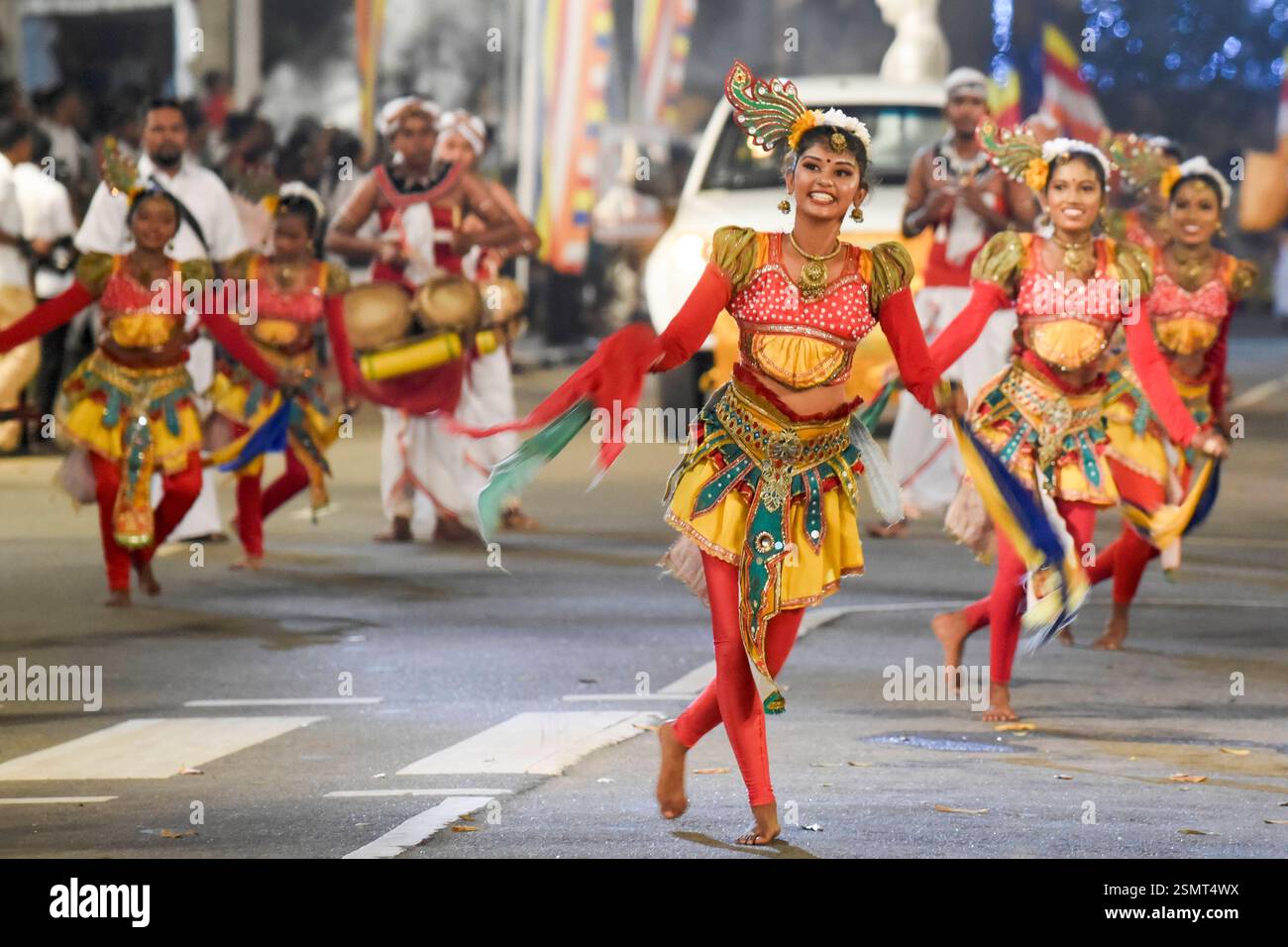Nawam Maha Perahara celebrated in Sri Lanka Sri Lankan Buddhists ...