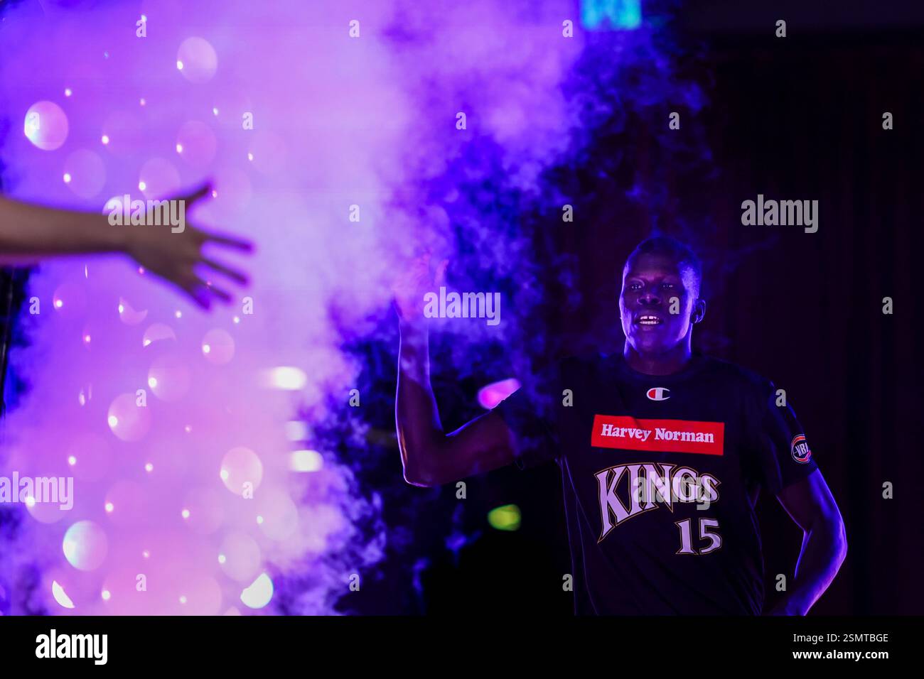 Sydney, Australia. 13th Feb, 2025. Makuach Maluach of the Kings runs on ...