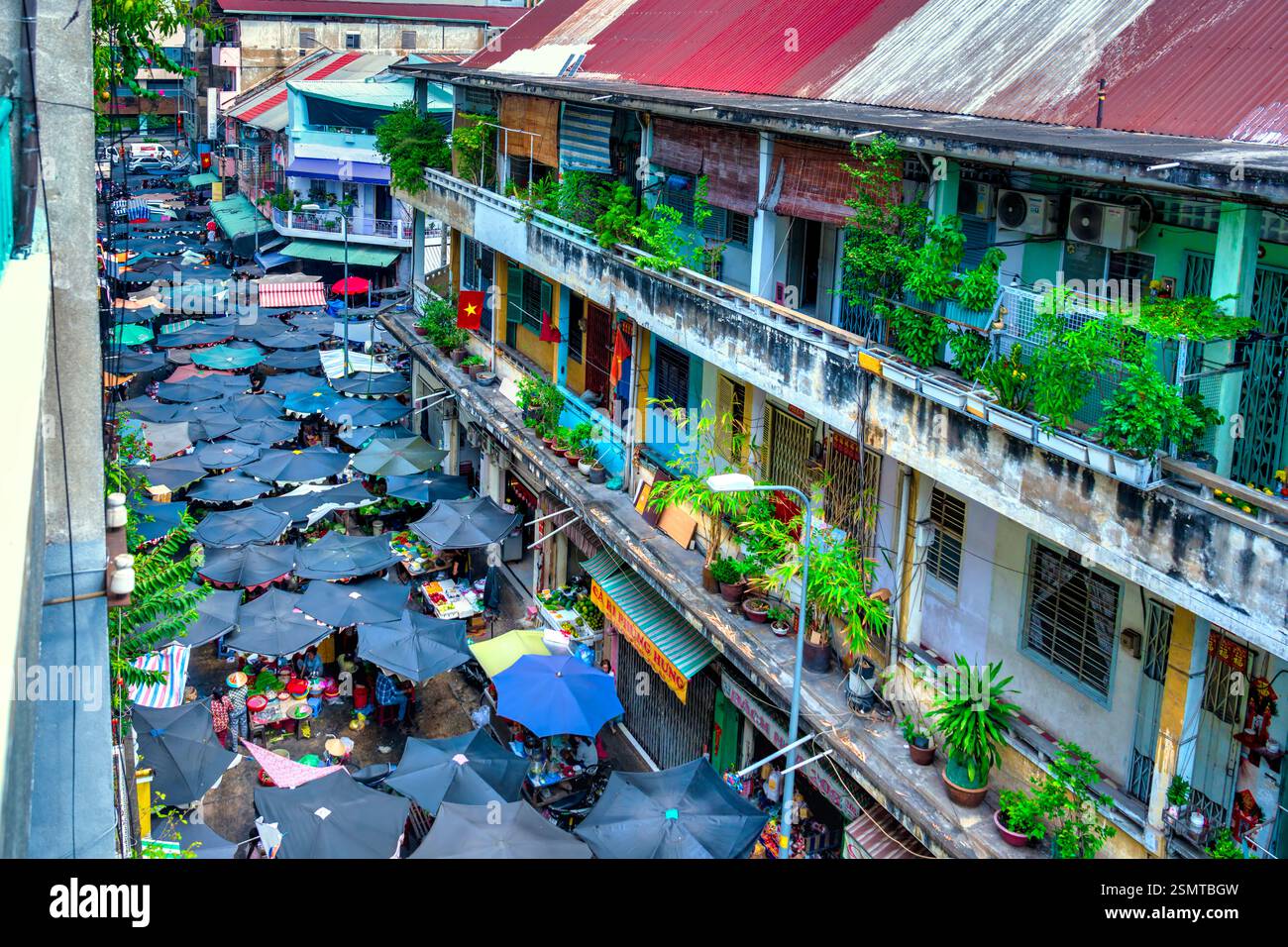 Daily life of traditional market at Phung Hung street, Cho Lon. Street ...