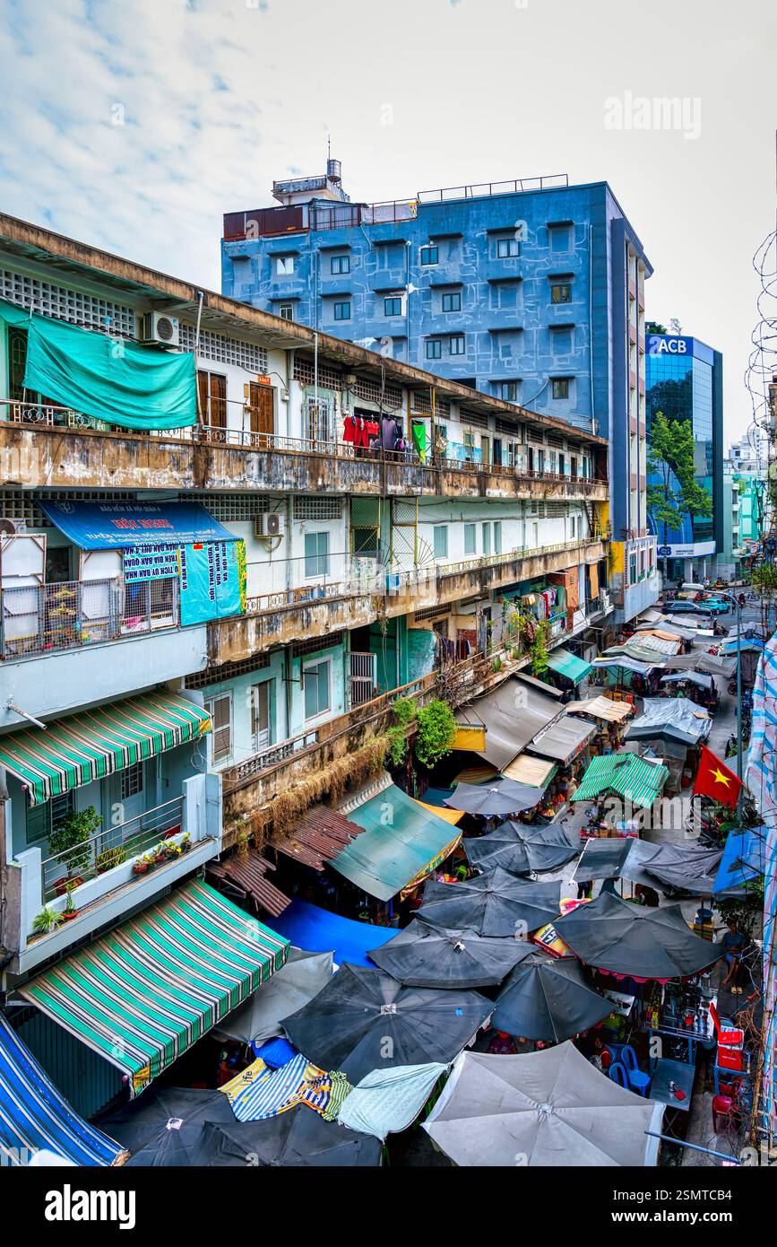 Daily life of traditional market at Phung Hung street, Cho Lon. Street ...