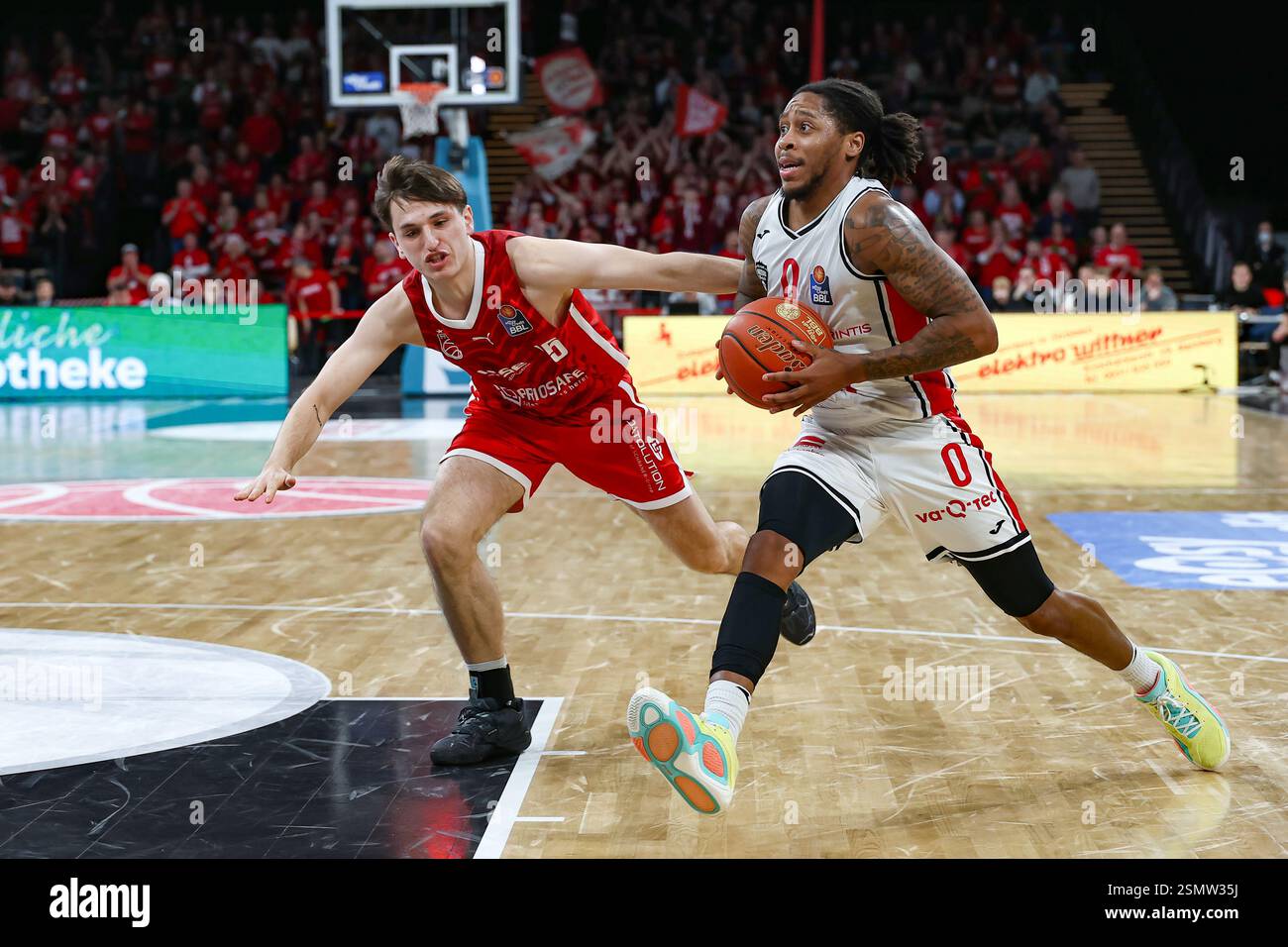 Bamberg, Germany. 12th Feb, 2025. Basketball, Bundesliga, Main Round ...