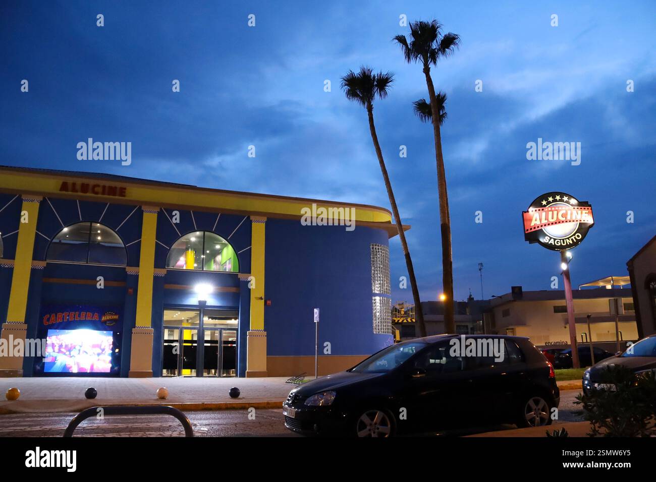 Alucine hi-res stock photography and images - Alamy
