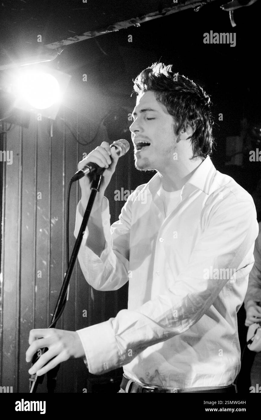 Tyla singer hi-res stock photography and images - Alamy