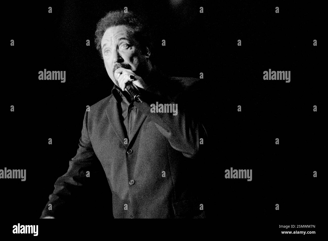 TOM JONES, HOMETOWN CONCERT, 2003: 63-year-old Welsh singing legend TOM ...