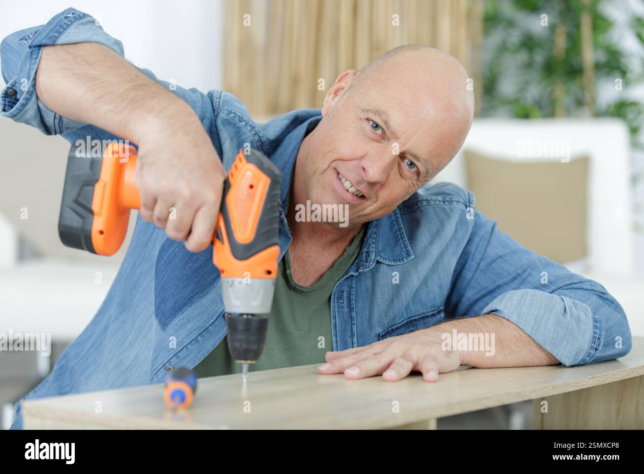 60s drilling hi-res stock photography and images - Alamy