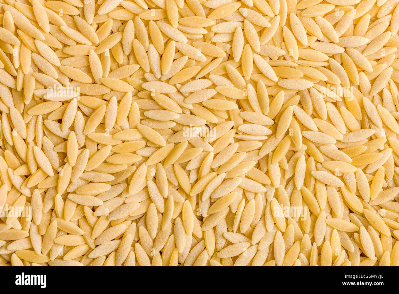 Orzo, kritharaki, risoni pasta. Uncooked dry pasta. Top view Stock ...